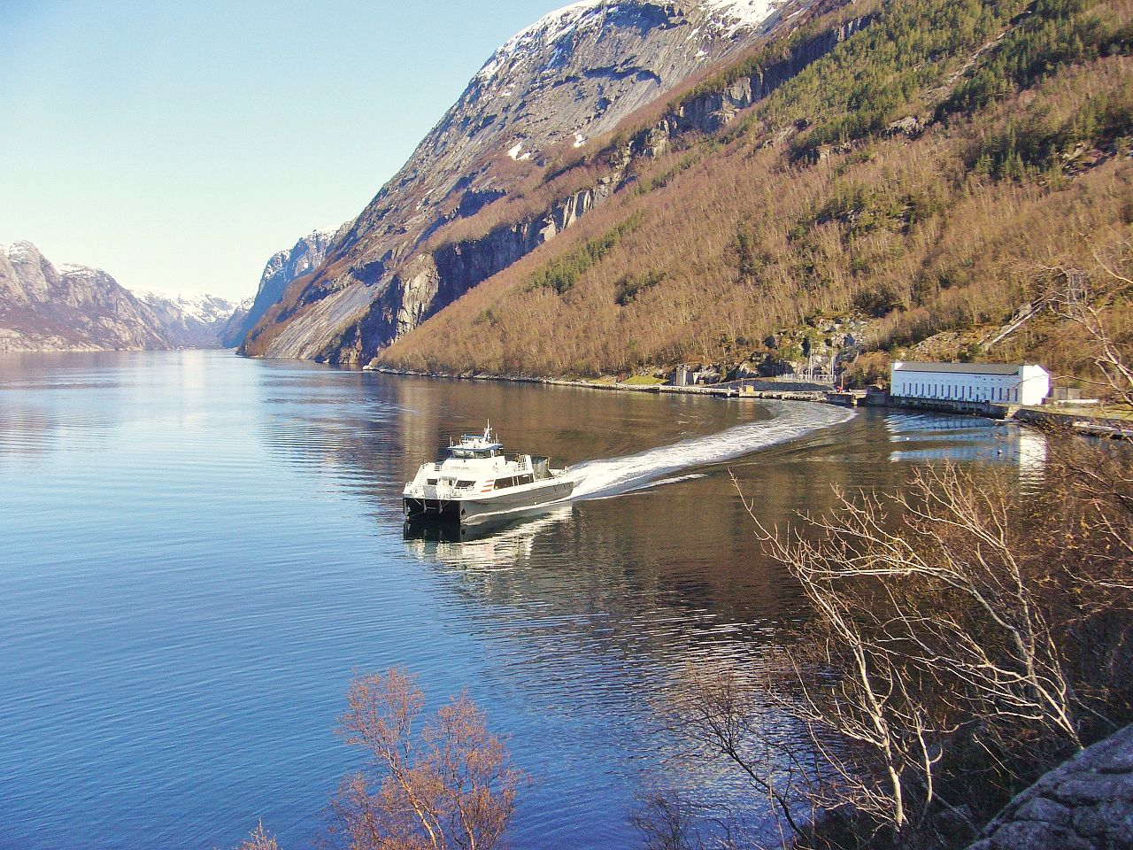 Lysebotn Travel Guide: Where To Stay, What To Do, And Where To Eat ...